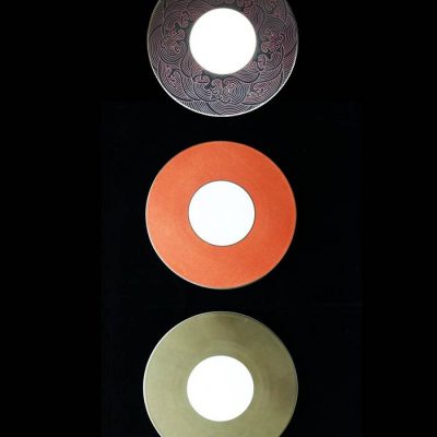 Round Flat-Surface Show Plate - Cerabon